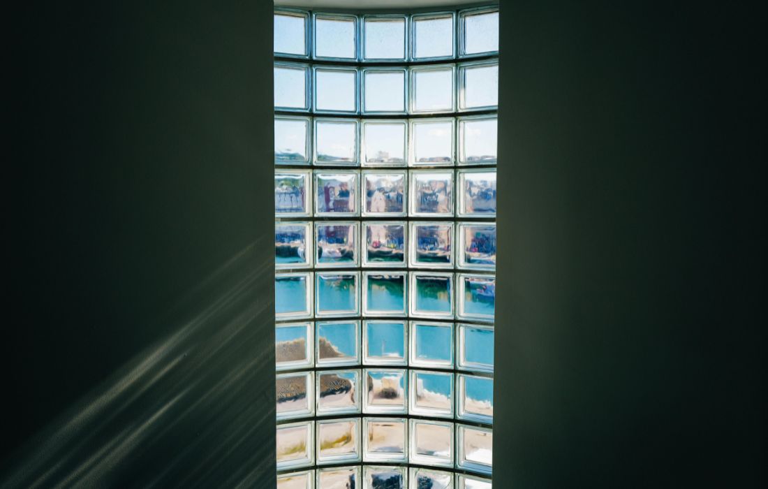 Clear Glass Block Windows Are Perfect For Modern Designs